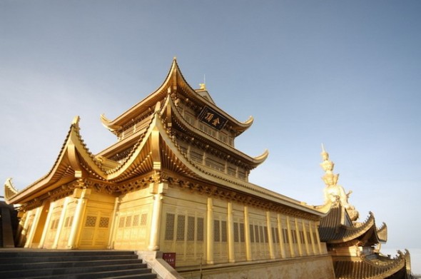 Treacherous and Exotic Temples in Asia That Became Tourist Hotspots