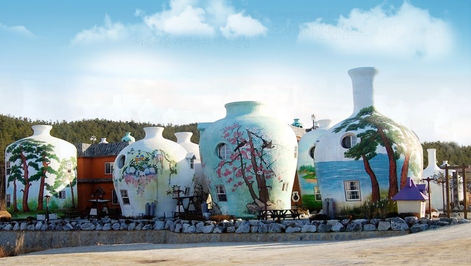 pottery hotel 2 - TripZilla